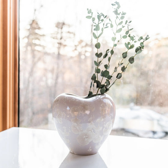 Simon Pearce Crystalline Heart Romance Vase – Smyth Jewelers